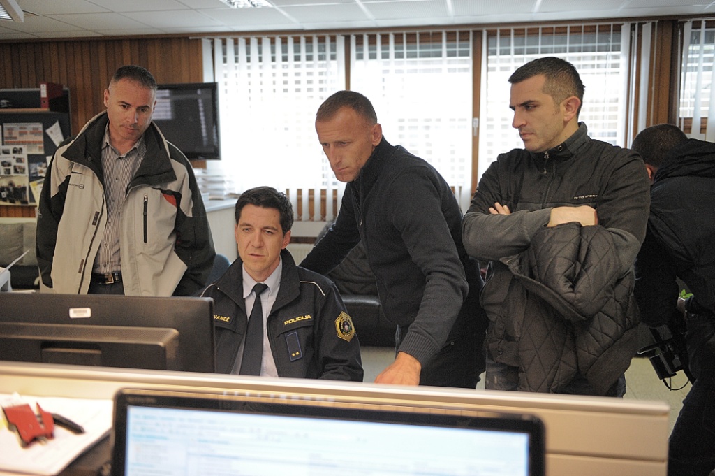 Fighting cross border crime - News - EULEX - European Union Rule of Law ...